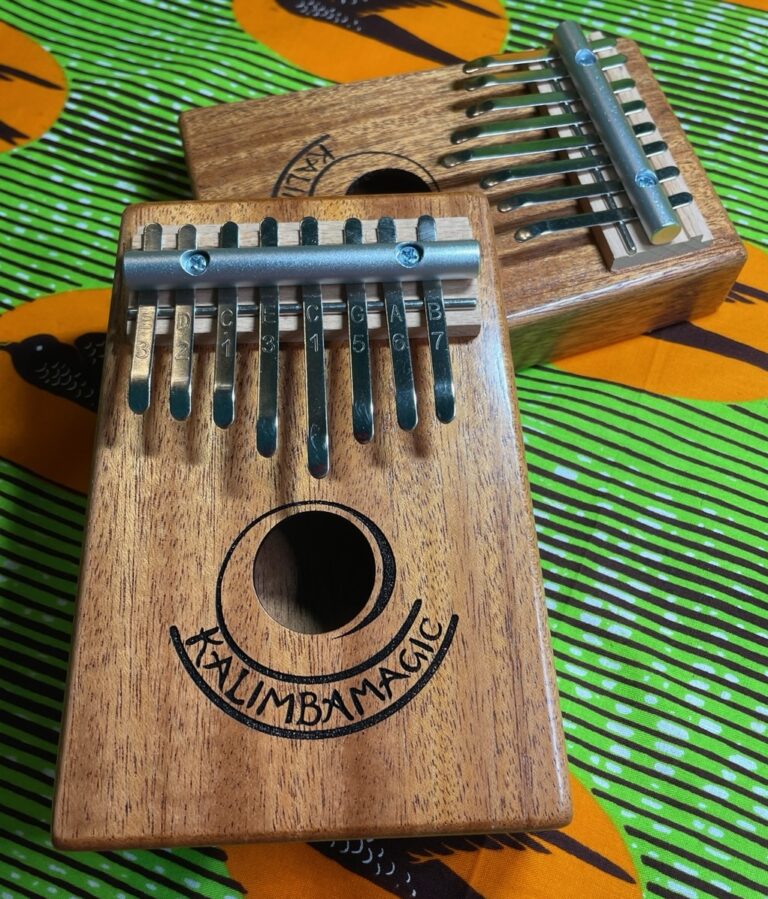 How to Play the African Karimba - How To Play - Kalimba Magic